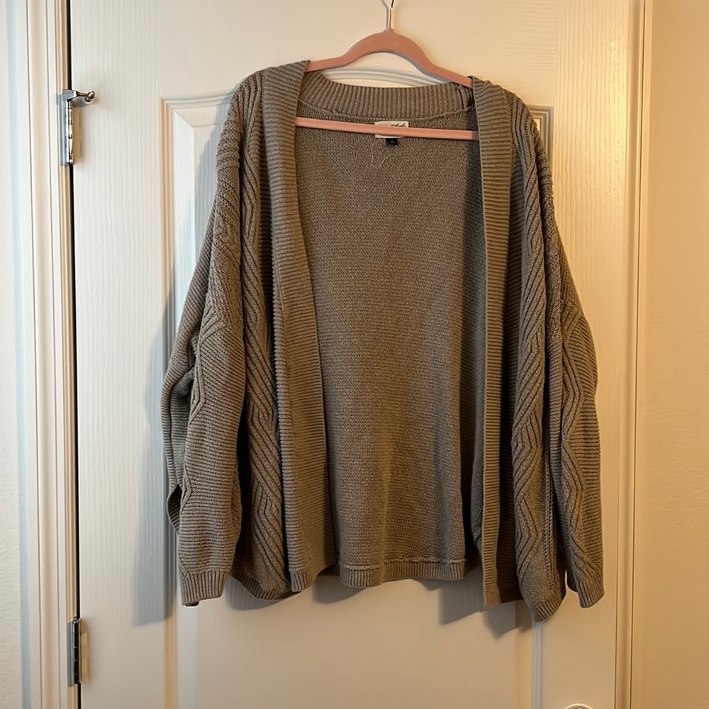 Tan Cardigan, Universal Thread - Gem